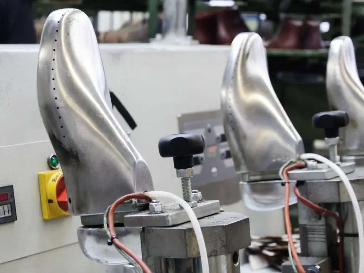 How Are Sneakers Manufactured? | China Shoe Factory